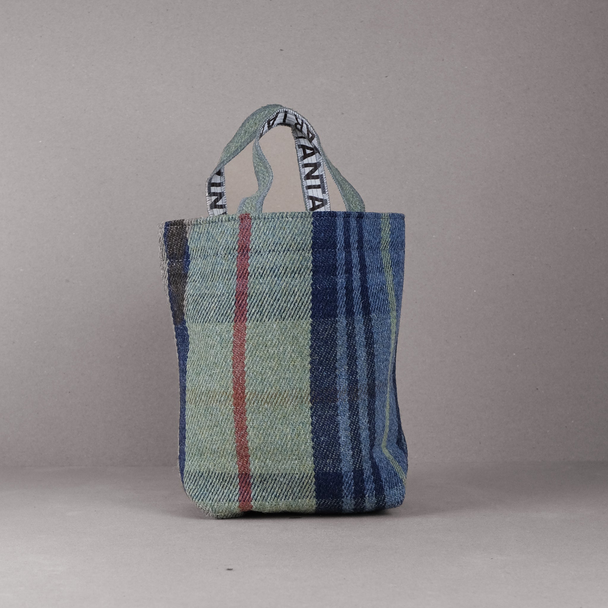 Carpet Bags | Handmade Wool Bags & Shopper Bags | ANTA