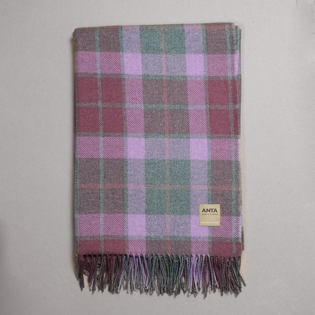 Wool Throws | Luxury Wool Blankets for Bedroom & Sofas | ANTA