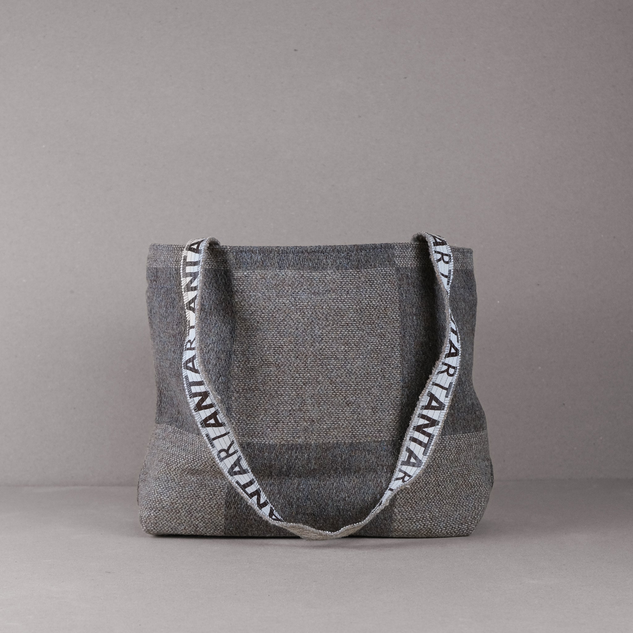 Carpet Bags | Handmade Wool Bags & Shopper Bags | ANTA