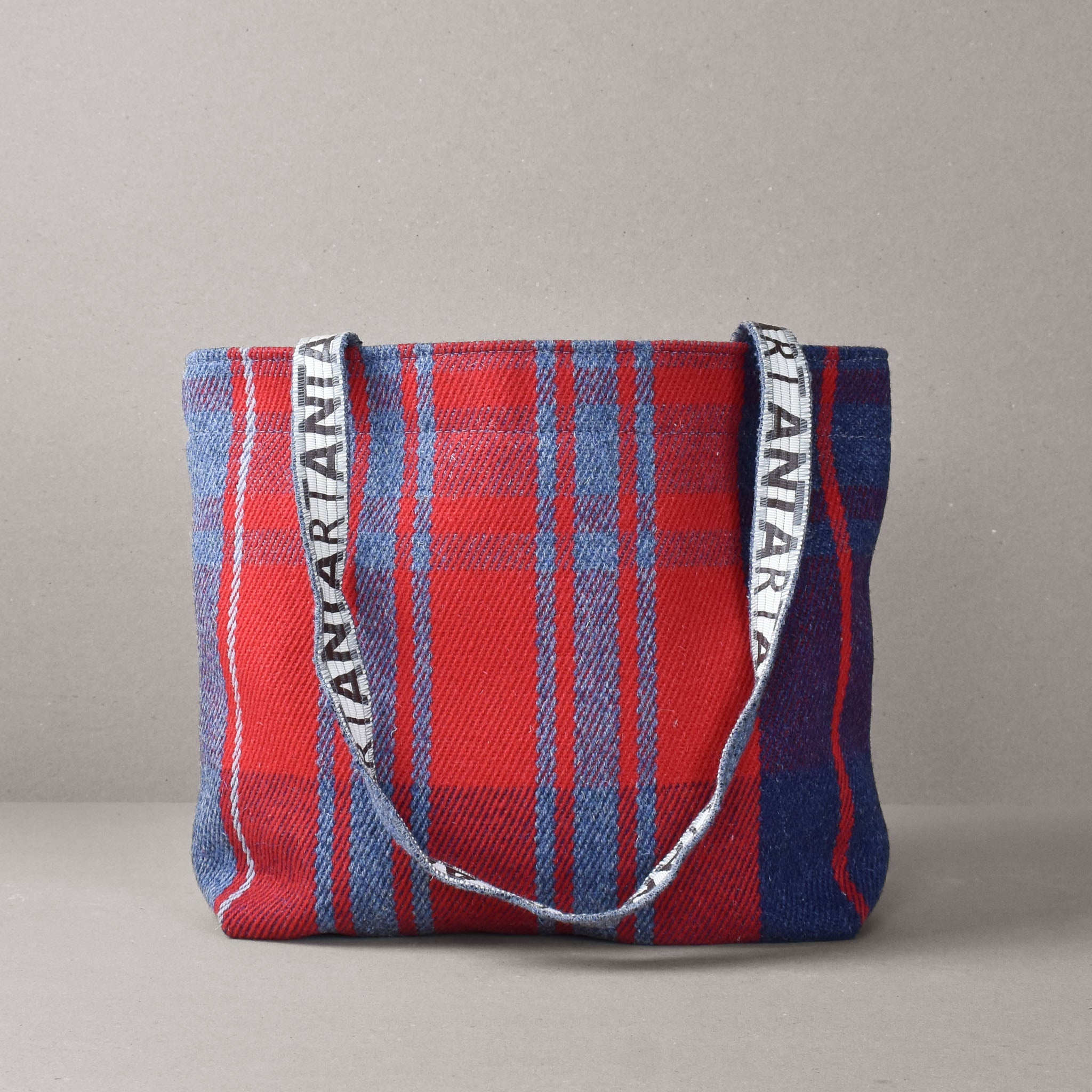 Luxury Home Furnishings & Gifts Made in Scotland | ANTA