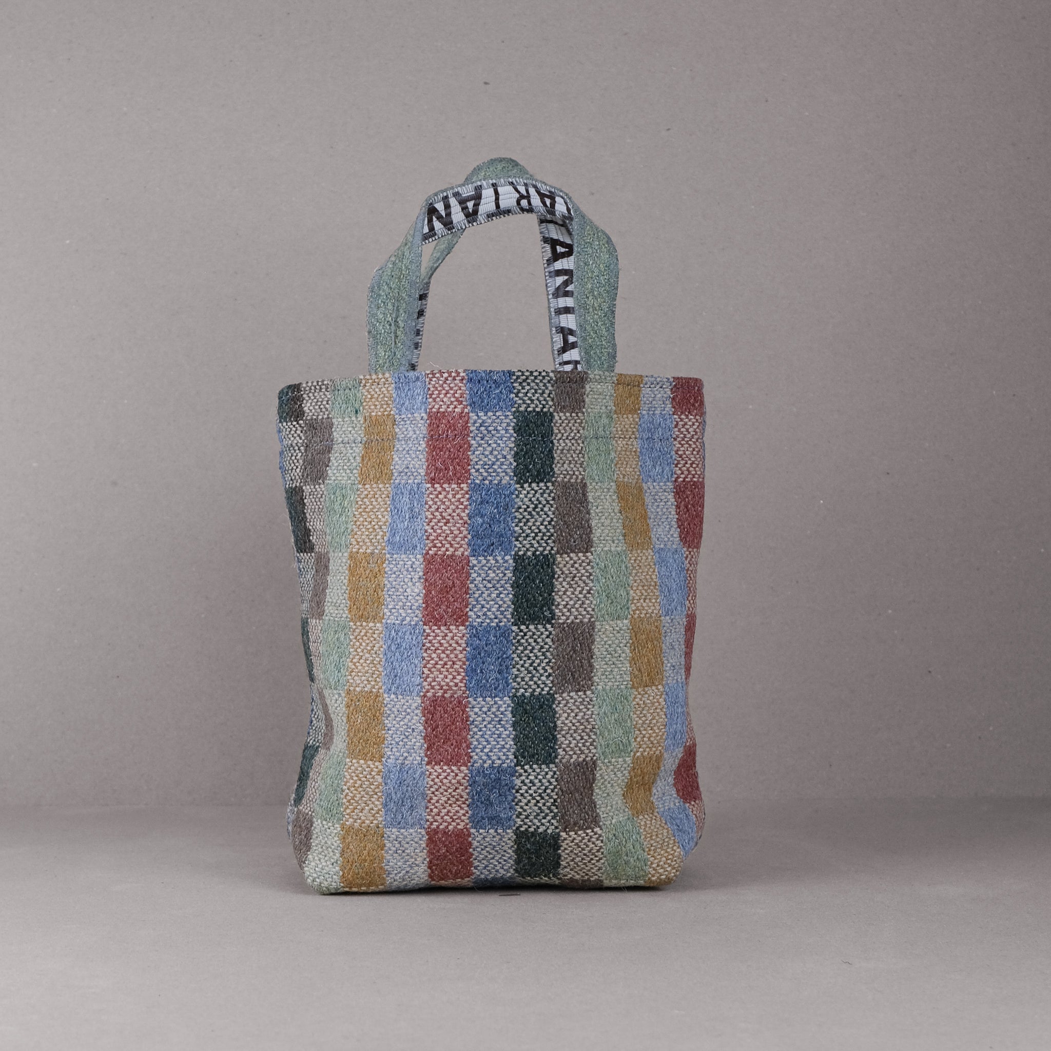 Carpet Bags | Handmade Wool Bags & Shopper Bags | ANTA